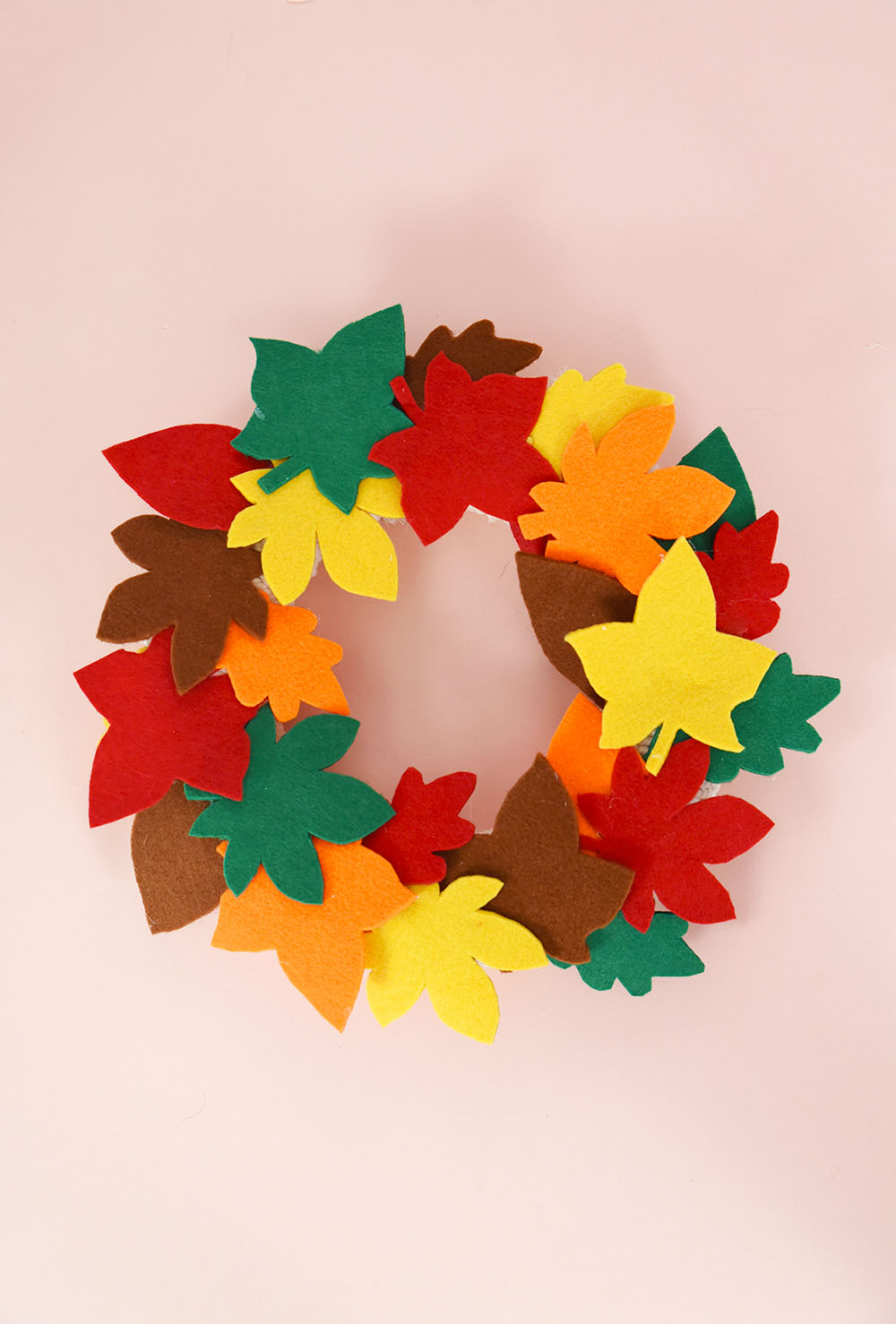 DIY Fall Felt Leaf Wreath | Enthralling gumption