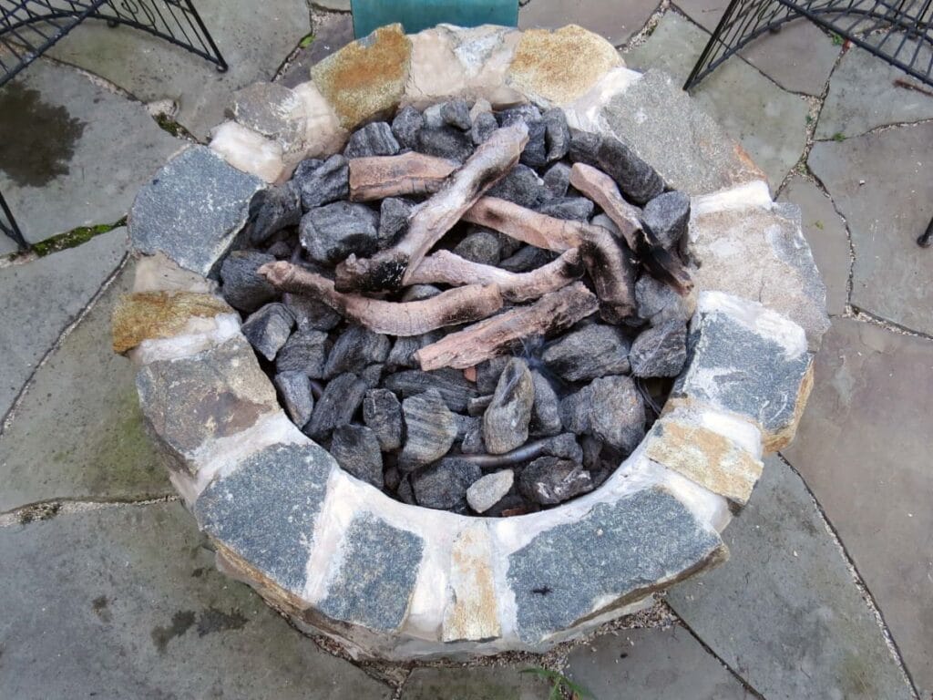 15 Tips To Keep a Fire Going in a Fire Pit - Enthralling Gumption