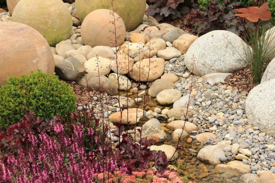 30 Front Yard Boulder Landscape Design Ideas - Enthralling Gumption