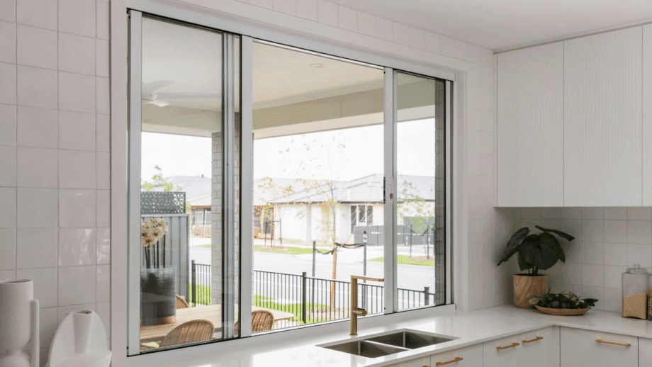 The Optimal Size for a Kitchen Window - A Comprehensive Guide ...
