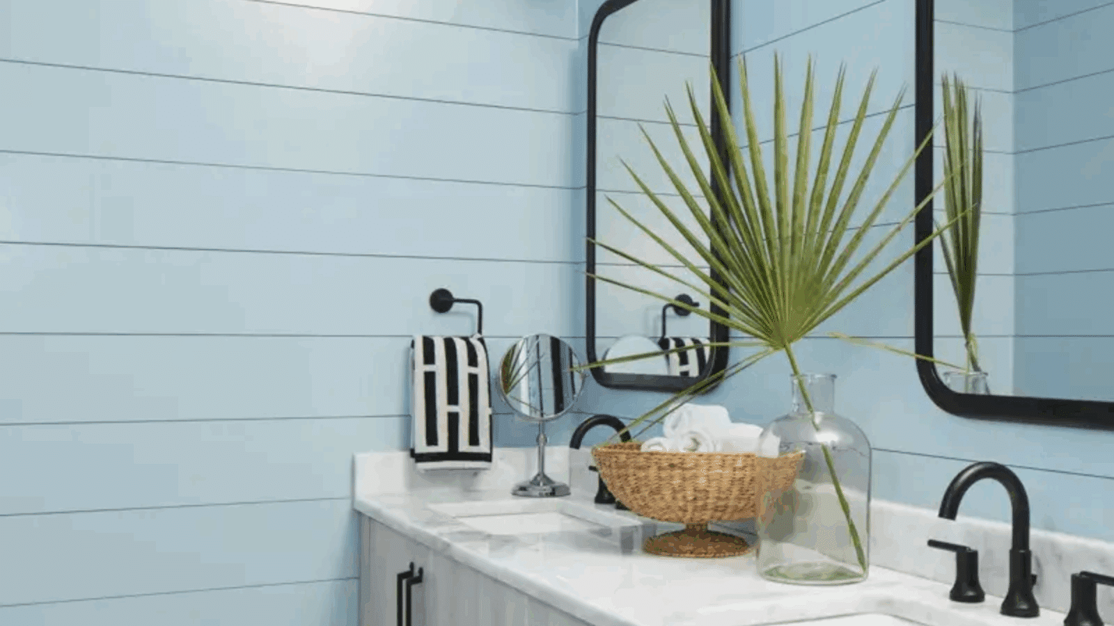 Benjamin Moore Blues: Best Warm Blue Paint Colors - Enthralling Gumption