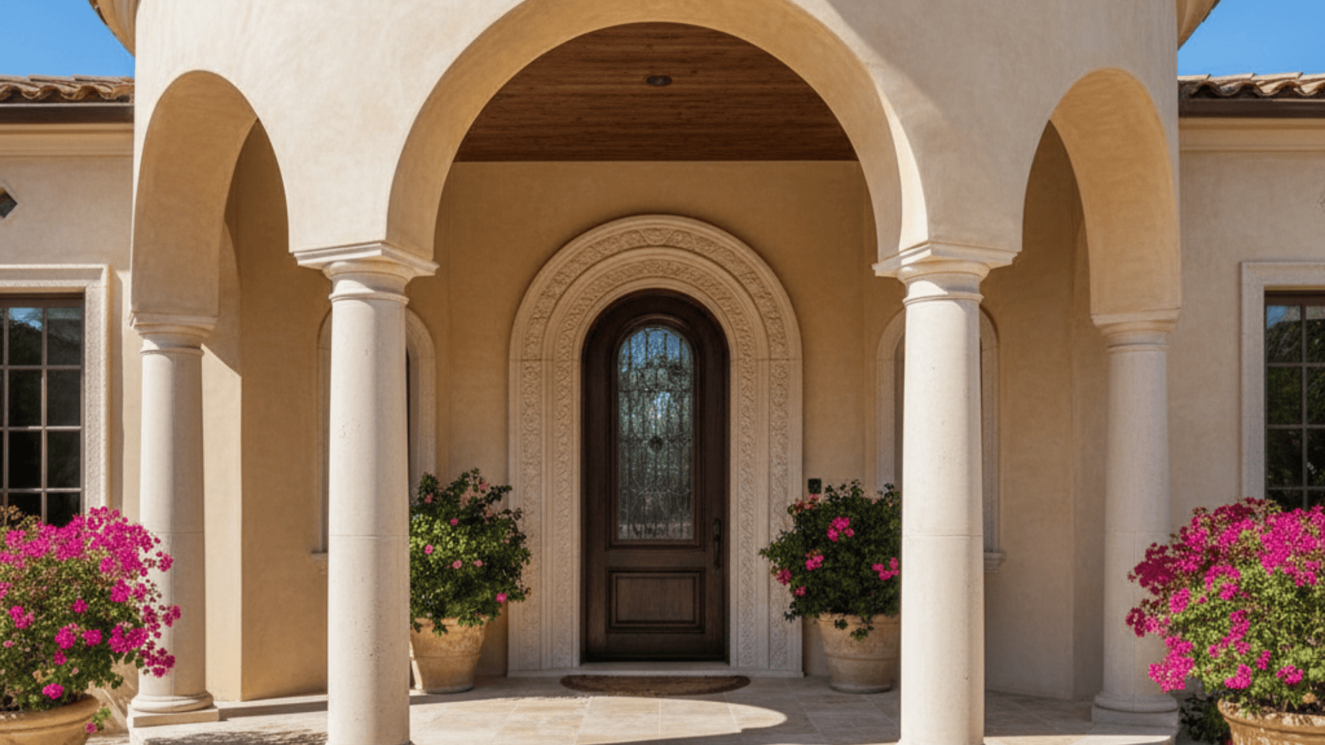 What Is a Portico? Definition, History, Designs, and Cost - Enthralling ...