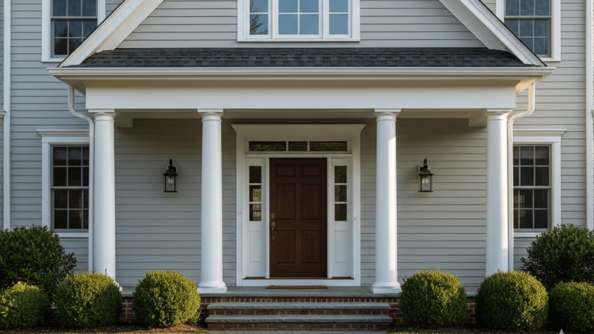 What Is a Portico? Definition, History, Designs, and Cost - Enthralling ...